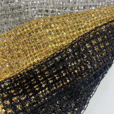 China Material adornado com lenços 100% poliéster Três cores escolher tecido para vestidos de festa à venda