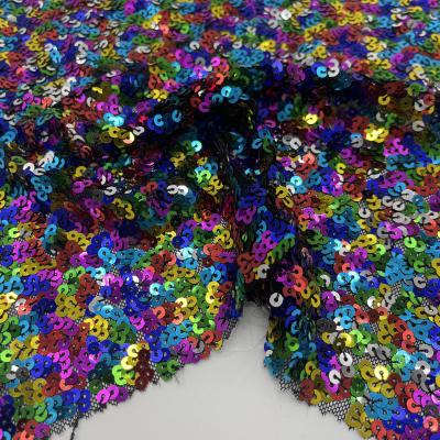China Glitzy Sequins Borduurwerk 95% polyester 5% spandex kleurrijke sequin stof voor vest Te koop