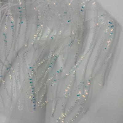 Cina Squisite gonne da parrucchiere tessuto ricamato 100% poliestere colore blu per gonne da parrucchiere in vendita
