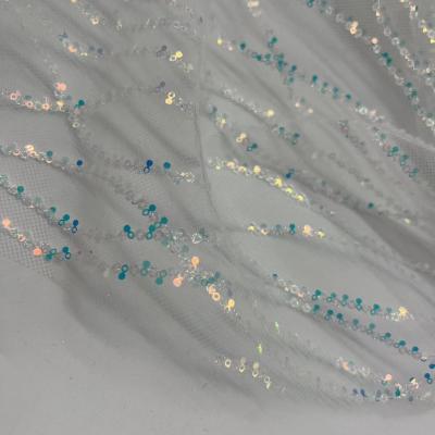Cina Squisite gonne da parrucchiere tessuto ricamato 100% poliestere colore blu per gonne da parrucchiere in vendita