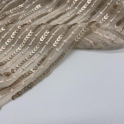 Cina Stoffa ricamata 95% P 5% SP colore oro Buono per gonne da sequoia in vendita