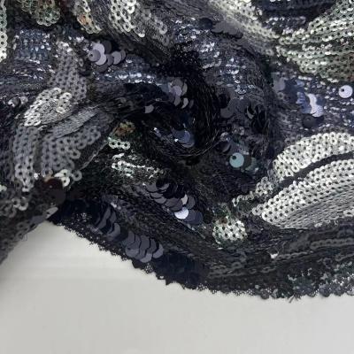 Cina Stoffa ricamata da paletti pesanti 100% poliestere utilizzata per gonne da paletto in vendita