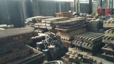 Cina Fodere del frantoio del manganese dei pezzi di ricambio del frantoio per pietre della mandibola H3244 per schiacciare roccia in vendita