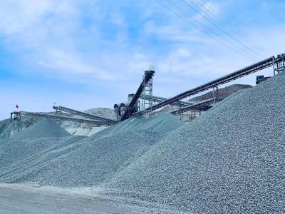 China 36 Inches Rock Sand Making Machine 163 TPH Gypsum Crusher Machine For Volcano Rock Coal Cement for sale