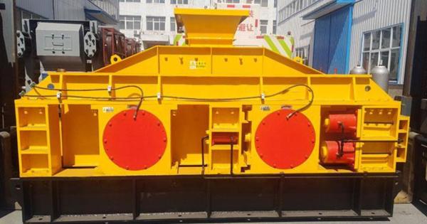 Hydraulic Toothe Double Roller Crusher 1000mm Roller diameter Grinding System