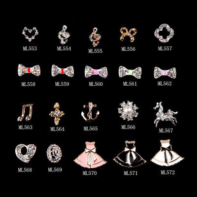 China Rose Gold 3D Alloy Jewelry Nail Art Decoration Silver Bow Glitter Rhinestone ML553-572 for sale