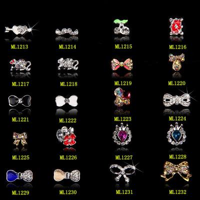 China Gold 3D Nail Jewelry,Glitter Butterfly Rhinestones Nail Art Nail Accessories ML1213-1232 for sale
