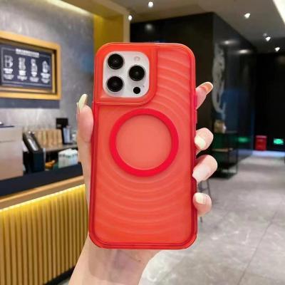 中国 Wireless Charging Compatible Cell Phone Case With Card Slots And Anti Knock Protection 販売のため