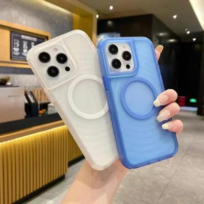 中国 Wireless Charging Compatible Cell Phone Case With Card Slots And Anti Knock Protection 販売のため