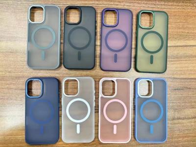中国 Normal Closure Luxury Cell Phone Case With Wireless Charging 販売のため