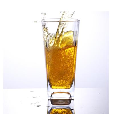 Cina Bicchiere di plastica di PS del quadrato per acqua e succo 230ml in vendita