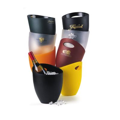 Cina Secchiello del ghiaccio di plastica nero trasparente di Antivari Butler Wine Chiller Bucket PS in vendita