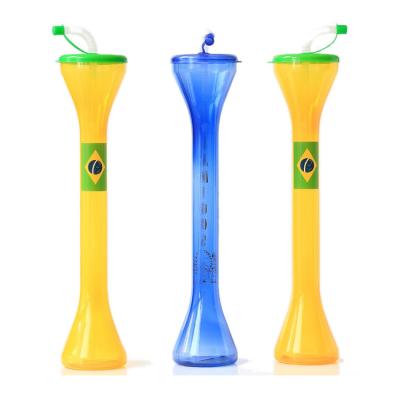 Cina Tazze dell'iarda del partito dell'ANIMALE DOMESTICO con i vetri di plastica dell'iarda di Luau delle paglie e dei coperchi per l'evento del partito in vendita