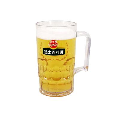 Cina Solid Color Plastic Beer Glasses Traditional Beer Mug With Handle in vendita