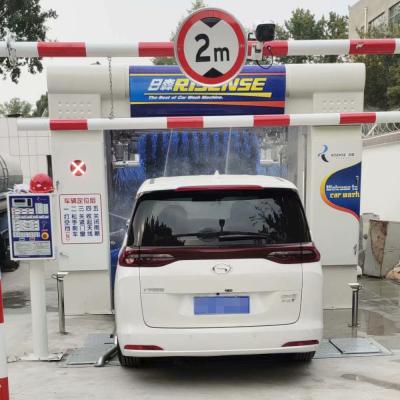 Cina Lavatrice di automobili CC-670 con consumo di acqua/elettricità di 180L/auto in vendita
