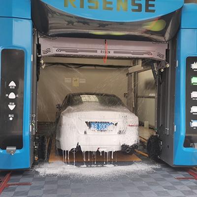Cina State-of-the-Art 360 No Touch Automatic Car Wash Machine di Risense Dryer System in vendita