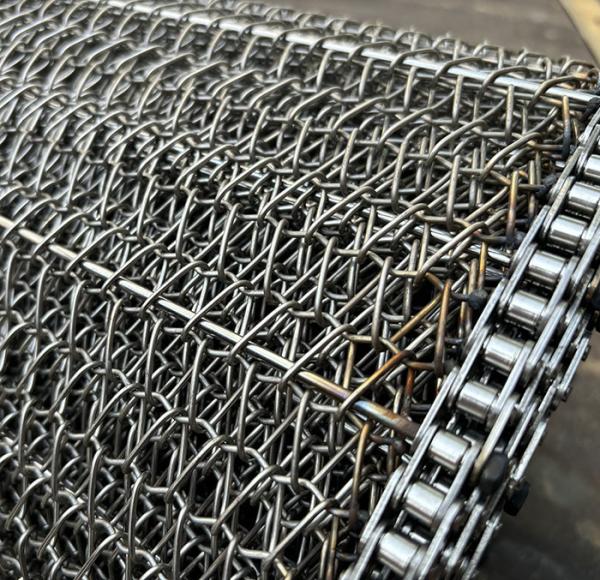 Quality 304 316 Stainless Steel Roller Chain Driven Conveyor Belt For Deepfry for sale