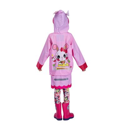 Cina Il fumetto ha stampato le ragazze dentella non tossico antipolvere Wearproof del cappotto impermeabile in vendita