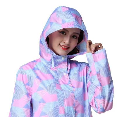 Cina gli adulti leggeri piovono i modelli materiali di CBE di spessore dei cappotti 0.5mm personalizzabili in vendita