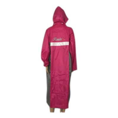 Cina Gli adulti di TPU piovono i cappotti, donne impermeabili lunghe del cappotto con il cordone in vendita