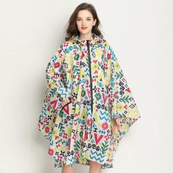 China Der Regenmantel SGS-Frauen mit Hood Waterproof Multiapplication Reappliable zu verkaufen