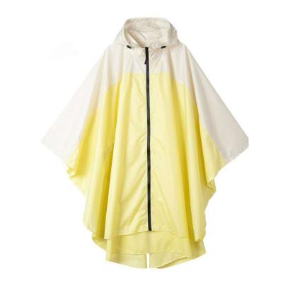 Cina Lo SGS ha approvato l'impermeabile del poliestere, pioggia resistente Poncho Multipattern in vendita