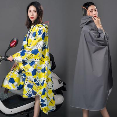 Cina impermeabile impermeabile respirabile con il materiale del cappuccio TPU antivento in vendita