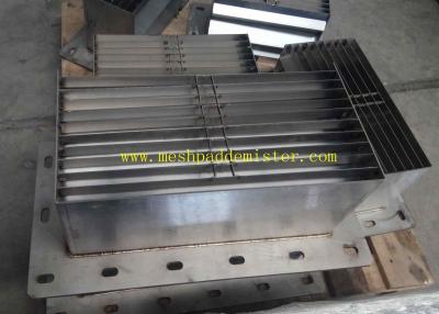 Duplex 2205 Custom Made Chevron Mist Eliminator With Flange Cases