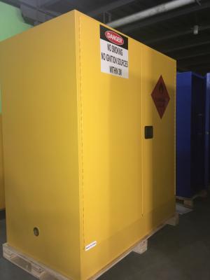 China ZOYET Australian Standard Steel Flammable Safety Cabinets With Self Latch Sliding Door For Gasoline / Pesticide for sale