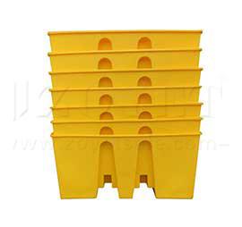 China 1500kg Load Capacity PE IBC Drum Spill Containment Pallet without grid and drain for sale