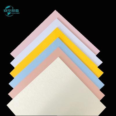 中国 高光沢アルミニウム複合パネル 1.5*3.05m 304 316 1050 1060 1100 3003 3105 5052 建築用 販売のため