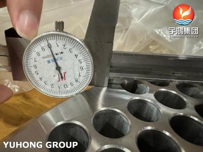 中国 ASTM A403 TP304L 高温腐食耐性用熱交換器チューブシート回転三角設計 販売のため