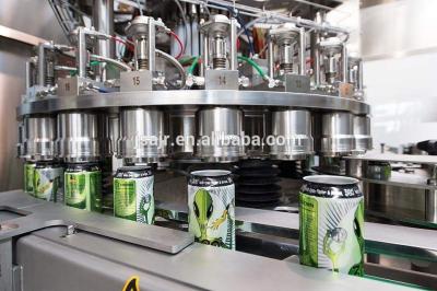 Cina La macchina di rifornimento della latta di alluminio SUS304 500ml ha carbonatato la macchina di rifornimento della bibita in vendita