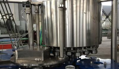 Cina La soda uguale di pressione 750ml può la sicurezza igienica della macchina di rifornimento in vendita