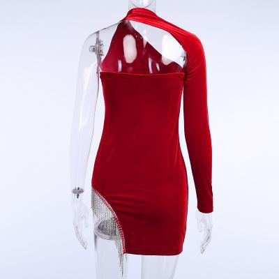 Cina Una spalla aderente con ampia scollatura sulla schiena Mini Dress in vendita