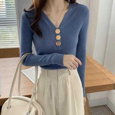 Cina Le signore lungamente collegano il pullover con un manicotto che il collo a V profondo tricotta il maglione con i bottoni in vendita