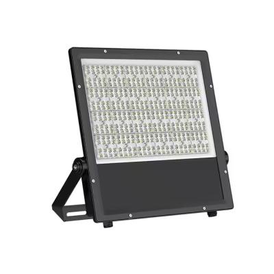 China Dimmable Outdoor LED Stadium Lights IP65 Anti Glare LED Solar Floodlight for sale