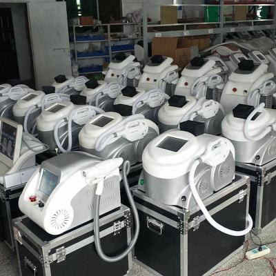 Cina Il laser 500000 del laser a diodi 480nm Depilacion del ghiaccio di IPL 50hz infiamma in vendita