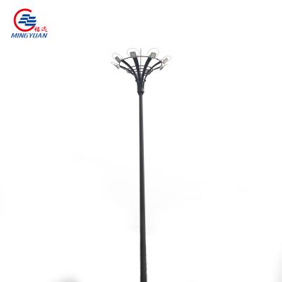 Cina l'iluminazione pubblica solare Q235b dell'alto albero di 15-55m ha galvanizzato Palo con il sistema di sollevamento automatico in vendita