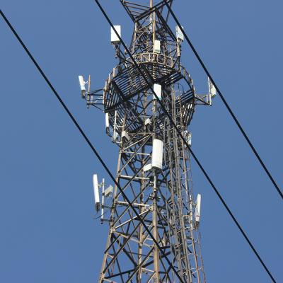 Cina grata del ferro galvanizzata 30m della torre di antenna di Wifi Q355b autosufficiente in vendita