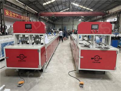 Cina punzonatrice idraulica di CNC di 6m rossa o blu per la perforazione di foro d'acciaio galvanizzata in vendita