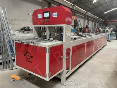 Cina Macchina idraulica automatica della perforazione di foro di CNC per il profilo di alluminio del tubo della metropolitana in vendita