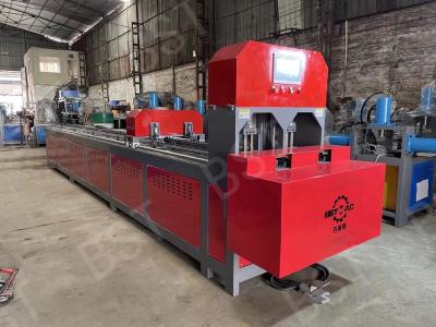 中国 アルミニウム管およびプロフィールのための16mpa 380Vの油圧管の打つ機械 販売のため