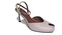 China Ladies Leather Sandals for sale
