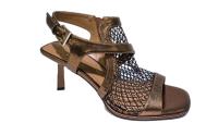 China Ladies Leather Sandals for sale