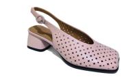 China Ladies Leather Sandals for sale