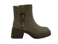 China Ladies Leather Boots for sale