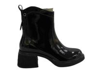 China Ladies Leather Boots for sale