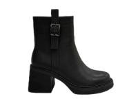 China Ladies Leather Boots for sale