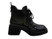China Ladies Leather Boots for sale
